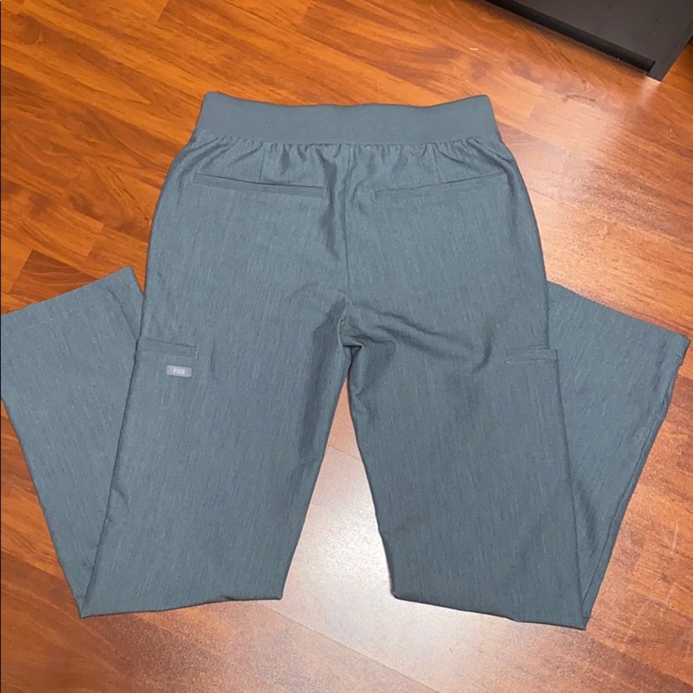 Figs Scub Pants In Gray Excellent Condition. - Gem